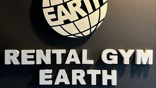 【JR町田駅徒歩5分】町田地域最高空間のジム!女性に優しいスミスマシン,10kgバーベル完備!完全個室のレンタルジムの写真11