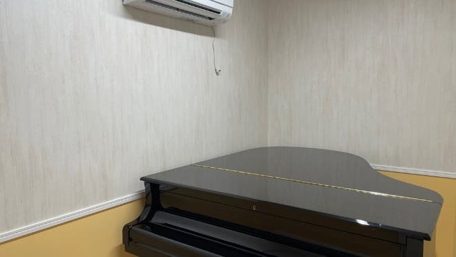 <センター北駅2分> グランドピアノ。コンクルール前の練習に。バイオリン、フルートなどの楽器演奏も可能の写真1