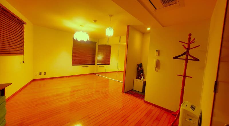 【練サロ】マッサージ練習・講習に最適「練たるサロン」東西線早稲田駅徒歩6分/タイ古式等床施術マット/施術ベッド3台/ヨガマット