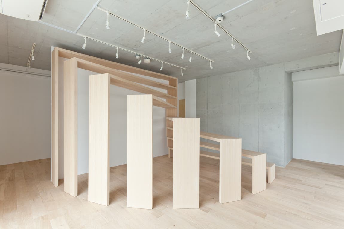 目黒駅徒歩3分の閑静な住宅街にある路面ギャラリーの写真5