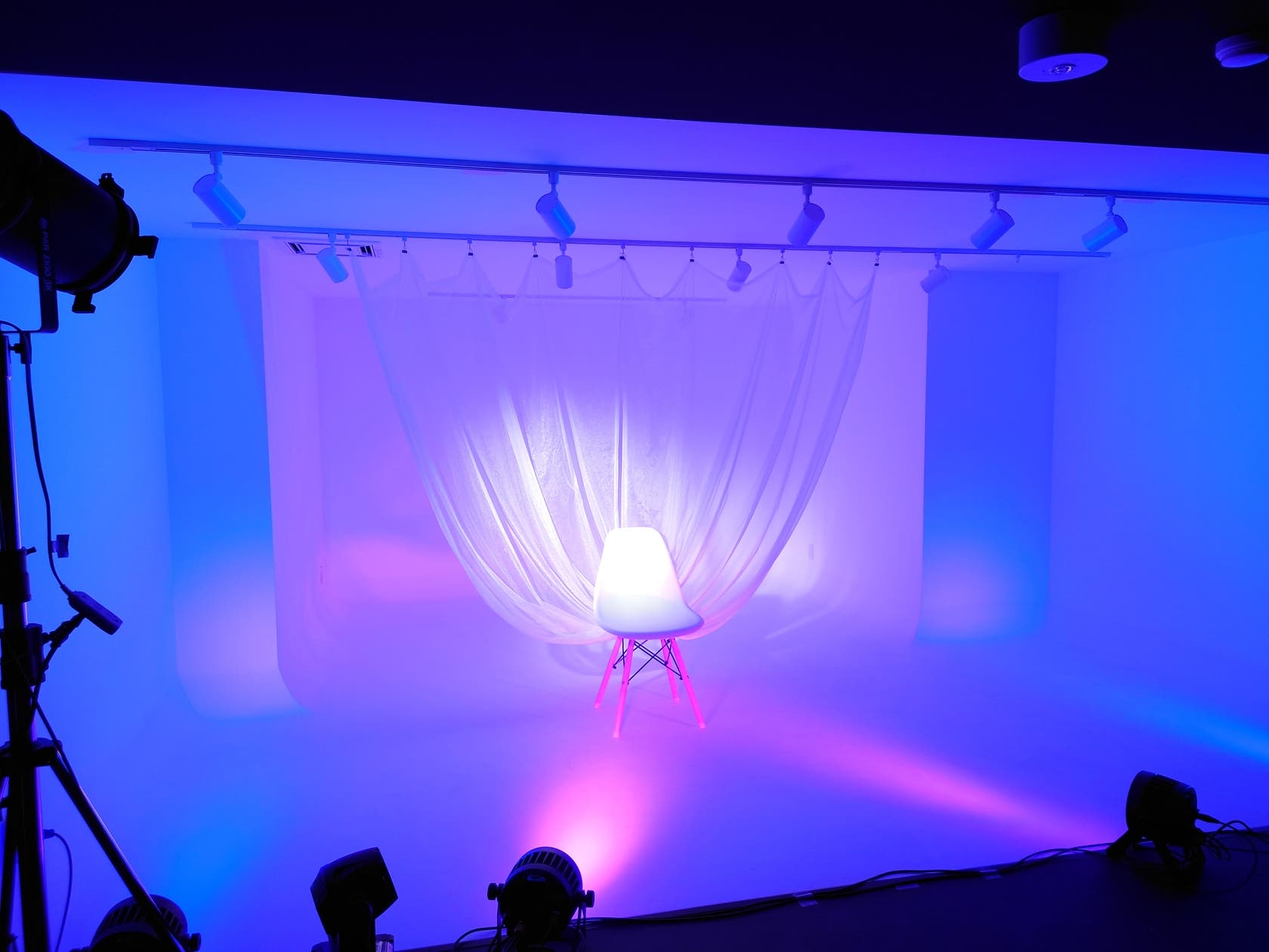 防音設備完備のR白ホリゾントスタジオ（Ａ）の写真6