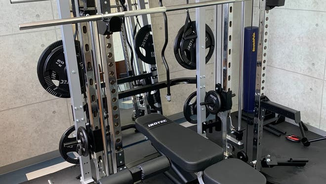 【パワーラック・施術ベッド完備】企救丘駅徒歩1分の貸切ジム|パーソナルトレーニング指導、エステや施術等、SNS動画撮影に最適!の写真4