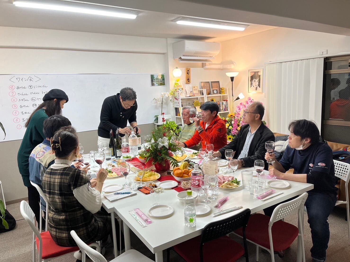 大阪ﾒﾄﾛ中津駅から徒歩20秒！各種パーティー、カルチャー教室、商品説明会。キッチン・大型TV・ホワイトボード完備の写真27