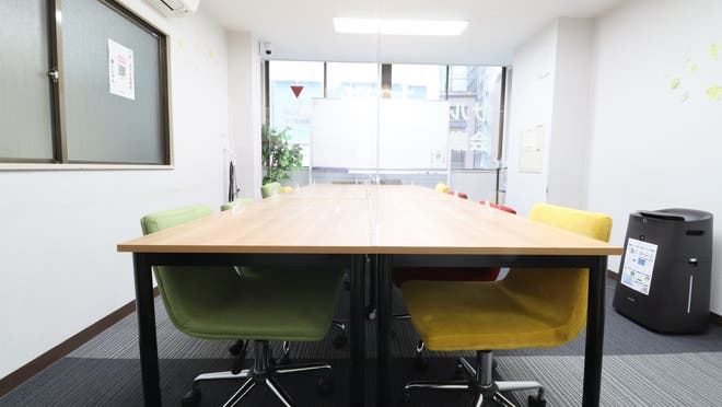 地域最安値■サルビア会議室■🌟光回線🌟京橋駅2分/有楽町5分/東京駅も徒歩圏内!広々10名、最大16名♪完全個室!プロジェクターの写真3