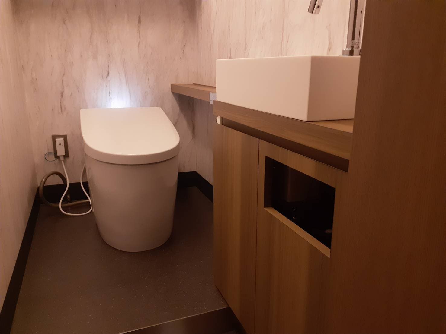 東京駅徒歩1分！ハイクラスな応接室 カルチャースクール 展示会の写真5