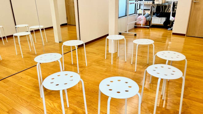 ✨桃井原っぱ公園そば、大きな鏡有✨サロン🌸ヨガ🧘♀️お教室📚ママ会💐テレワークにもの写真7