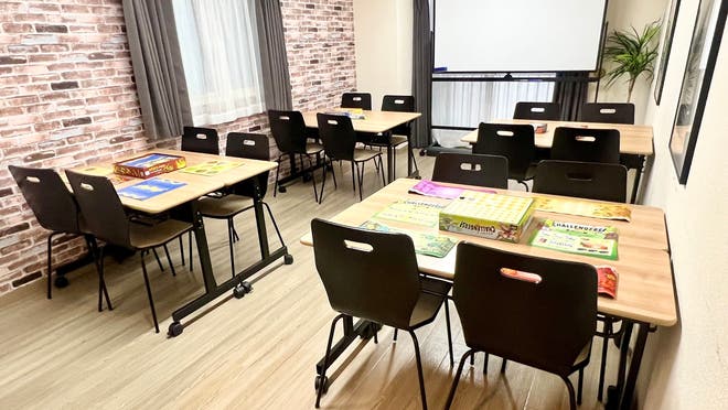 【FRIENDS XV】池袋駅西口から徒歩4分!会議、撮影、ボードゲーム、テレワーク、ヨガ、整体、などで利用可能!光回線の写真2