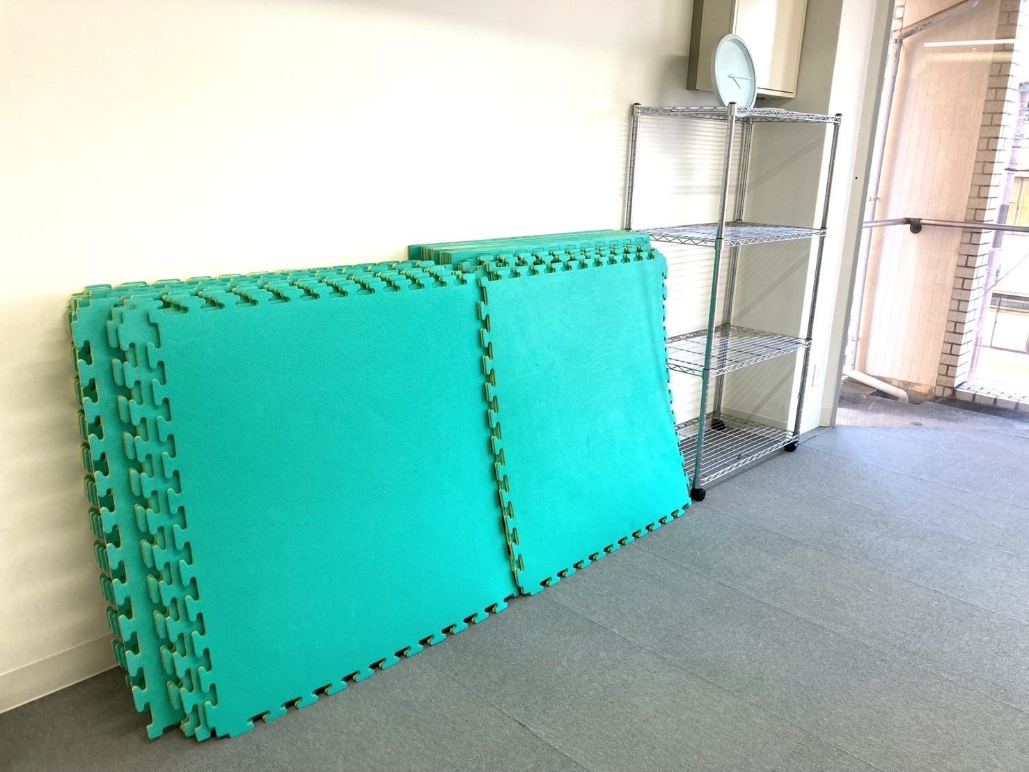 【レッスン室 A】鏡付レッスン室・近鉄「新田辺駅」徒歩2分・JR「京田辺駅」徒歩6分の写真5