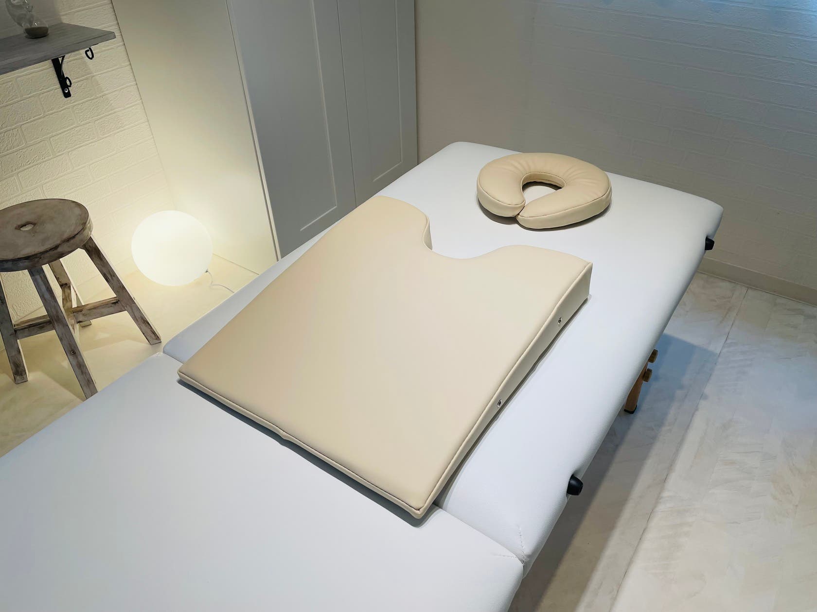 【フェイスマット・枕とバストマットのセット】の画像1