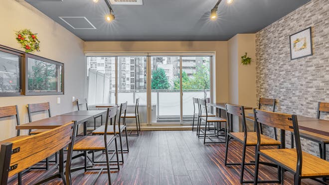 スペモ🏠クリスマス🎄駅徒歩5分🚶🏻♂️飲食業の夢を叶えられる場所☘️🌤撮影.360_ACE.LOUNGE.四谷2ndの写真4