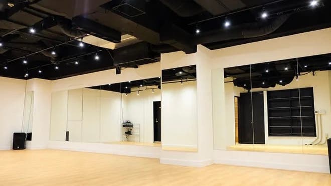 赤坂駅徒歩1分🚶【業界最安値★30分1,250円~】TBS目の前👀撮影/控室/演劇/稽古/イベント/ワークショップなども◎の写真2