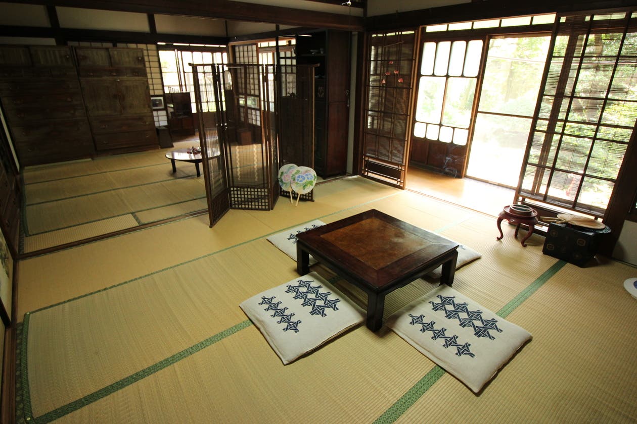 大正レトロの古民家　市川駅から徒歩５分。離れ座敷や苔の庭を含め１１０年経過しています。の写真9