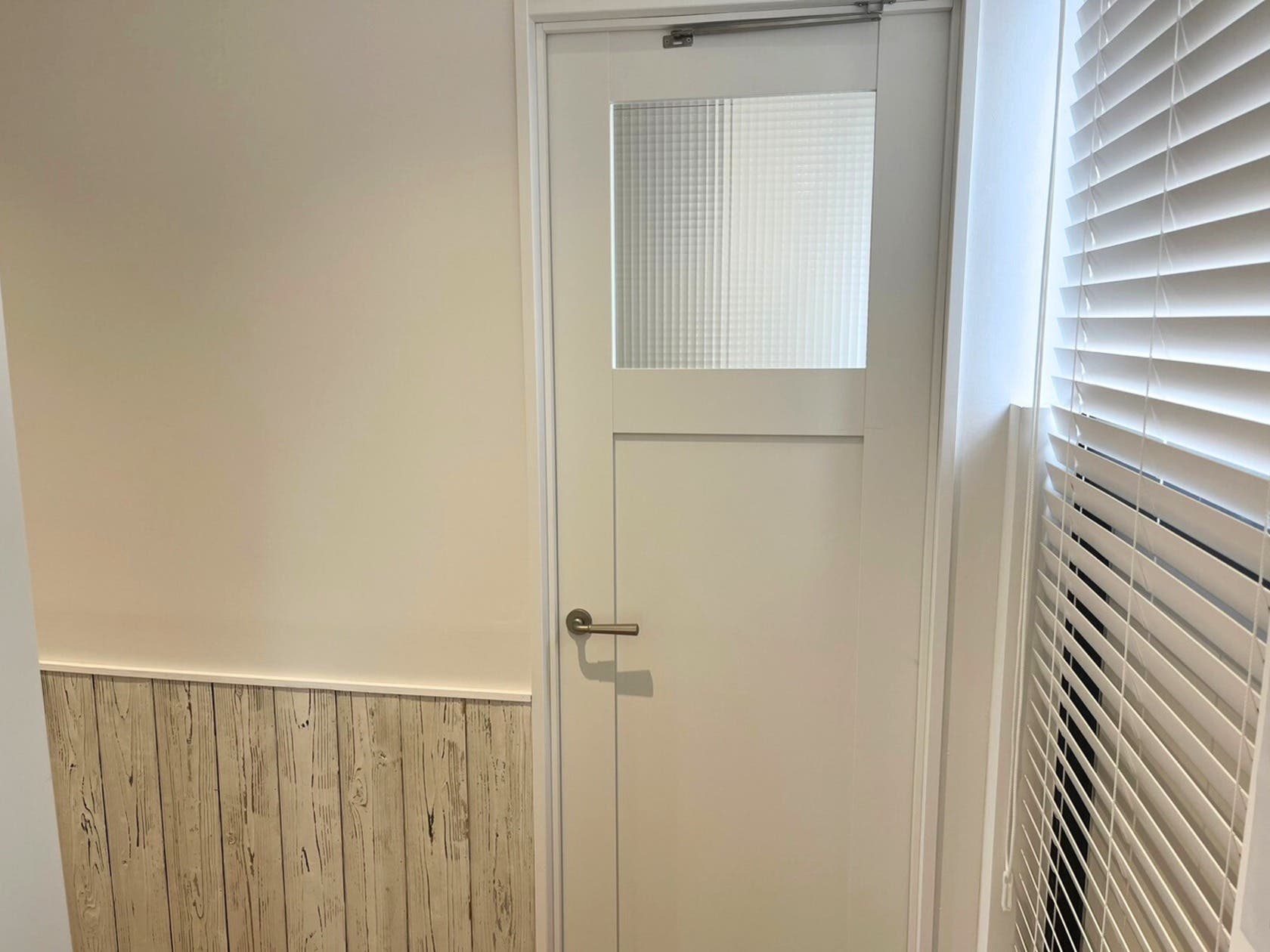 【五反野駅徒歩1分！1時間1,650円！】完全個室の4名会議室の写真5