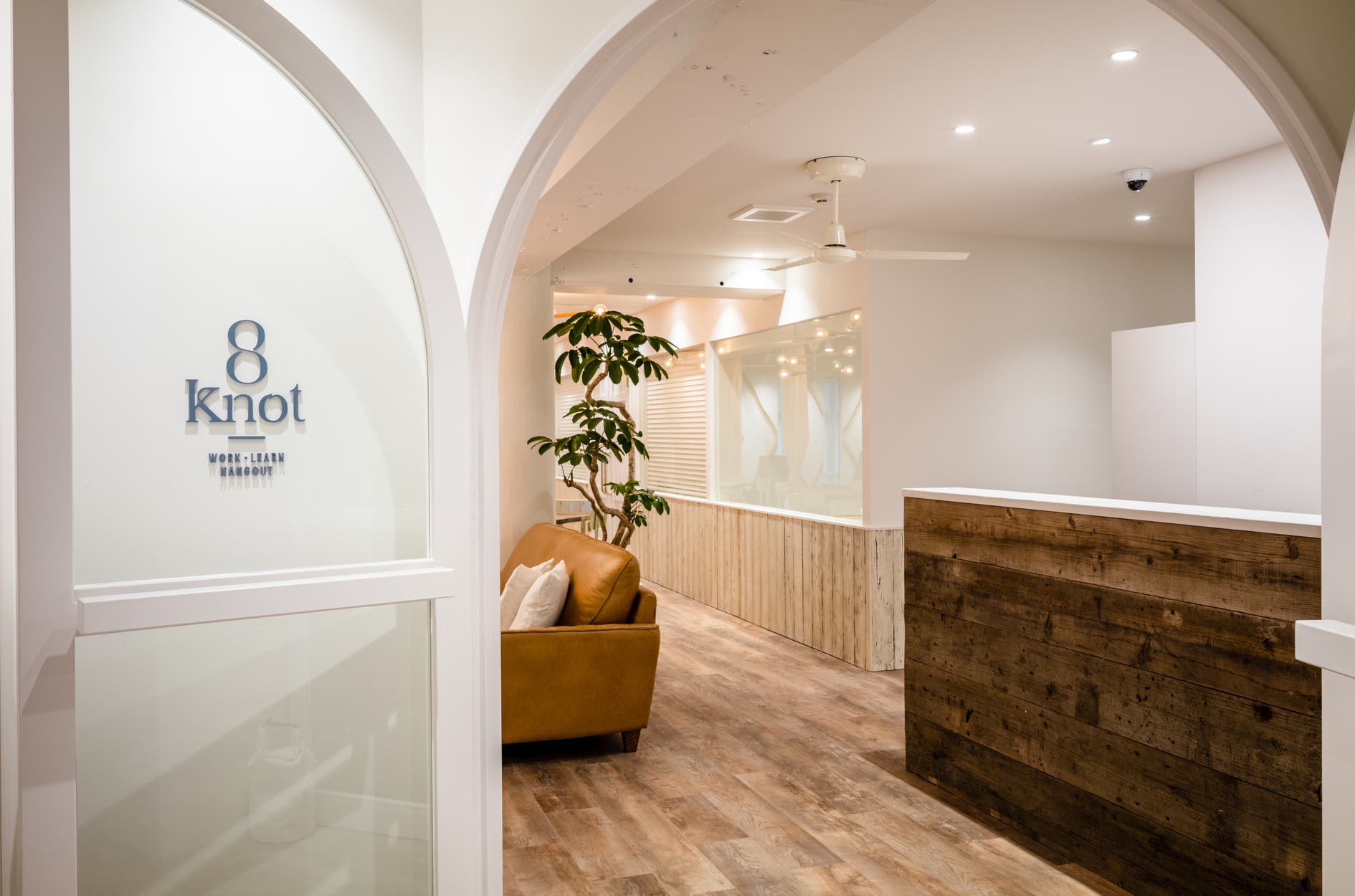 【五反野駅徒歩1分！1時間1,650円！】完全個室の4名会議室の写真9