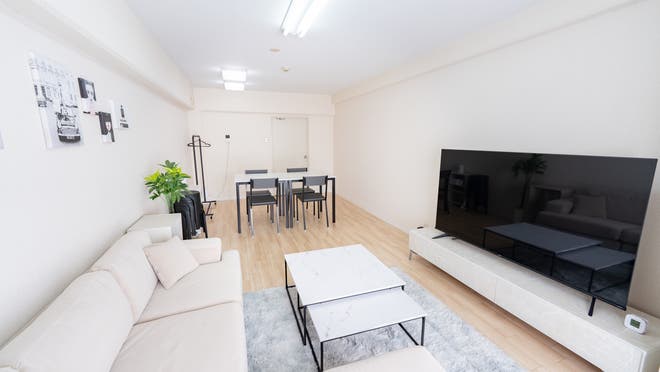 🌸期間限定割🌸最大50%割引🎊駅徒歩4分🚉65㌅大型TV📺&プロジェクターで鑑賞会📹女子会🍰推し活💞撮影会📸デート👫歓迎会🍺の写真5