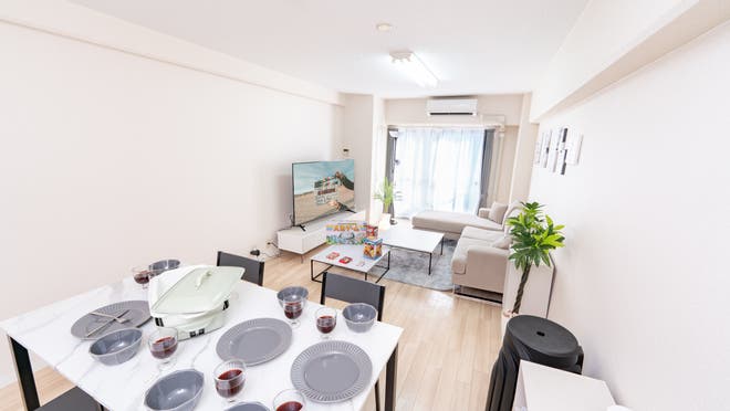 🌸期間限定割🌸最大50%割引🎊駅徒歩4分🚉65㌅大型TV📺&プロジェクターで鑑賞会📹女子会🍰推し活💞撮影会📸デート👫歓迎会🍺の写真4