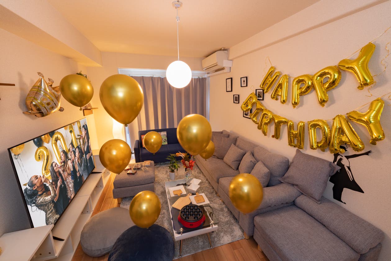 【当日予約50％off】≪烏丸御池駅徒歩20秒≫🏆お誕生日会やおうちデートに🏆✨完全個室のﾌﾟﾗｲﾍﾞｰﾄ空間🎂の写真1