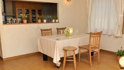 自然の光溢れる 広い 庭付き1軒屋 90坪 建物面積270㎡ 庭30坪 ゆったりとしたハウススタジオの写真2