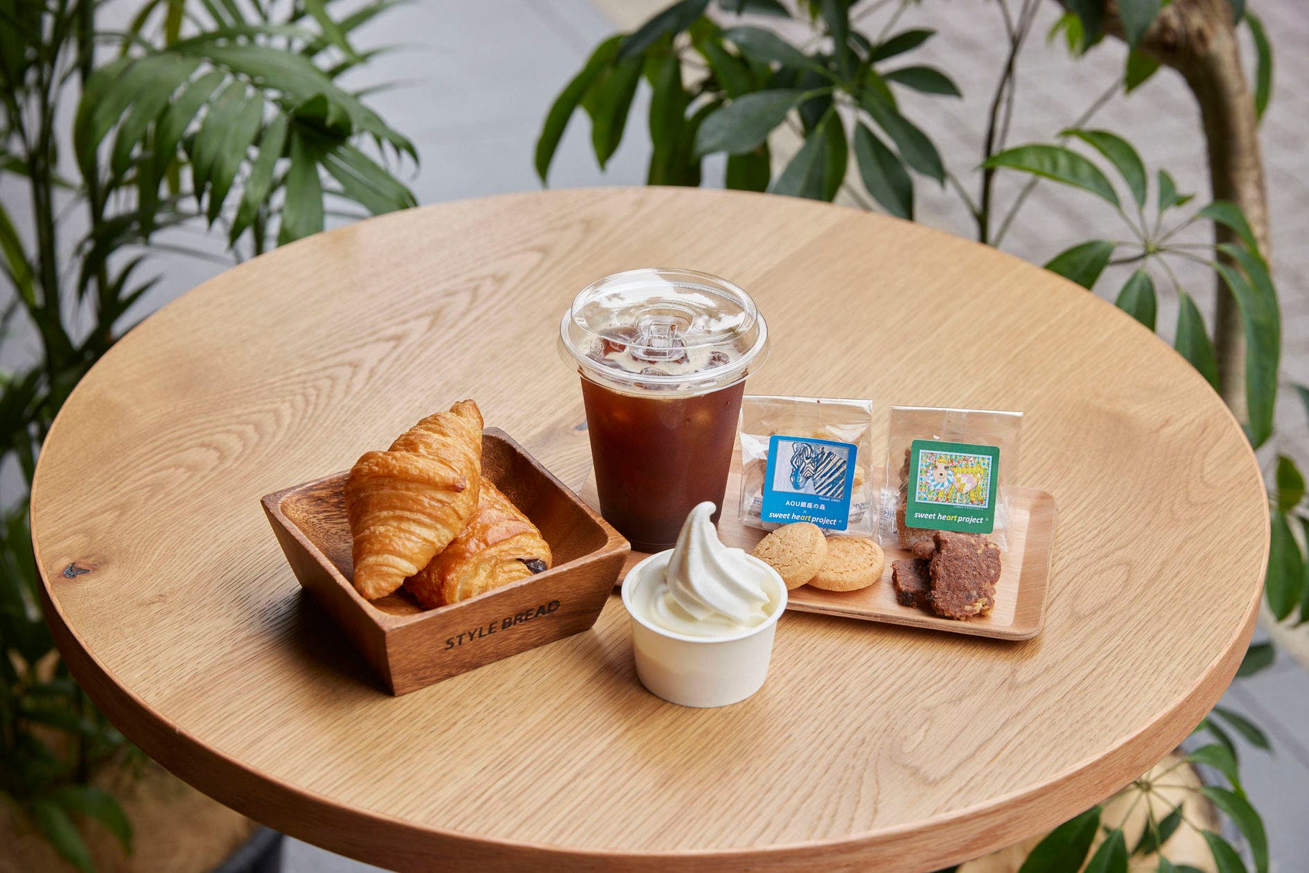 店舗内ドリンク/フードフリーの画像1