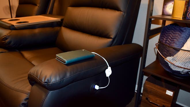 🎉プライベートシアタールーム🎬本格スクリーン🎞️映画デート🍿地デジ📡DVD📀寝落ち必至リクライニングソファ😪の写真15