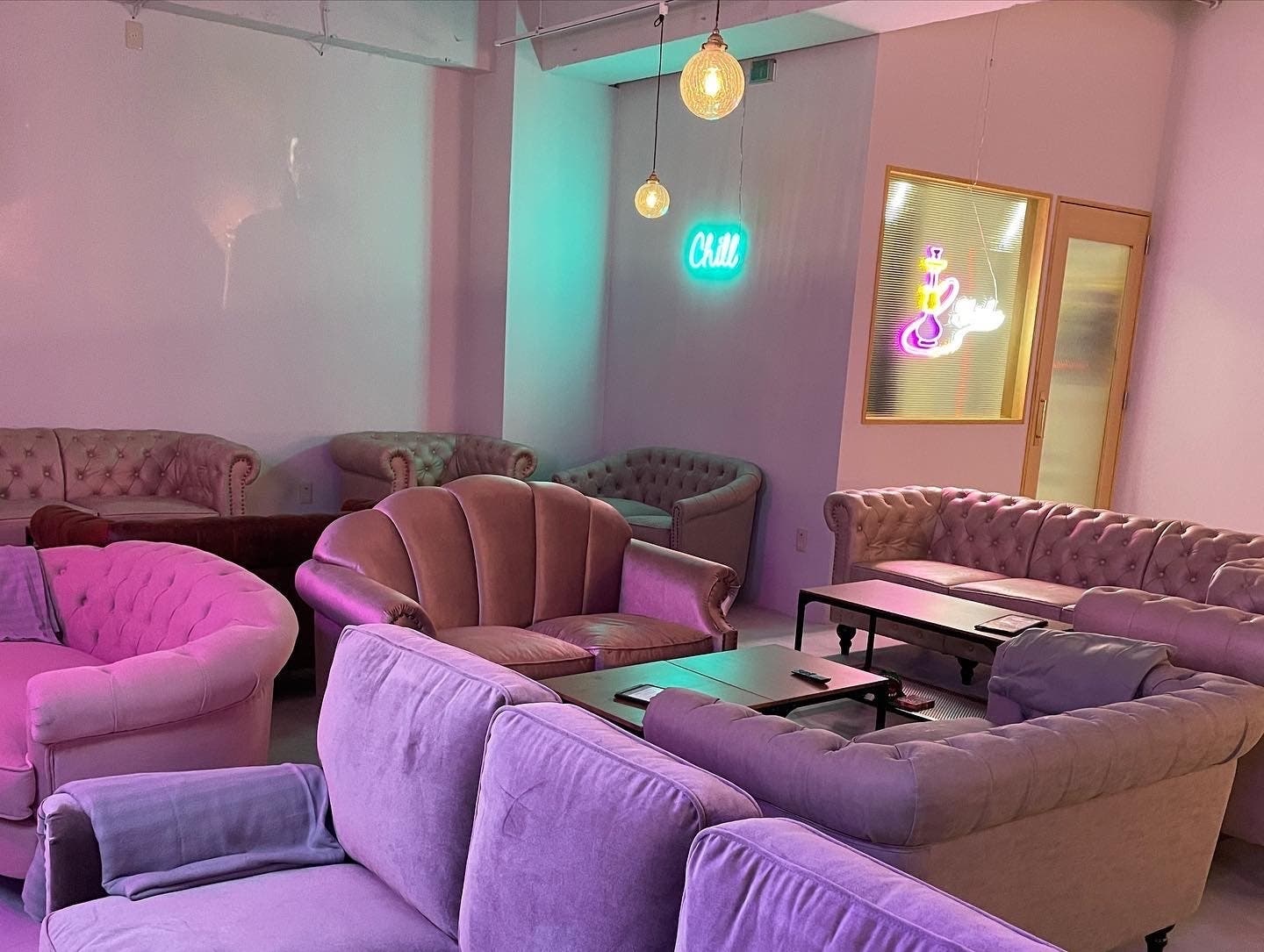 【No Nameお初天神⭐️飲み放題のみ予約可♪】インスタ映えな東梅田徒歩2分のオシャレバー☆忘年会,新年会,サークル,合コンの写真2