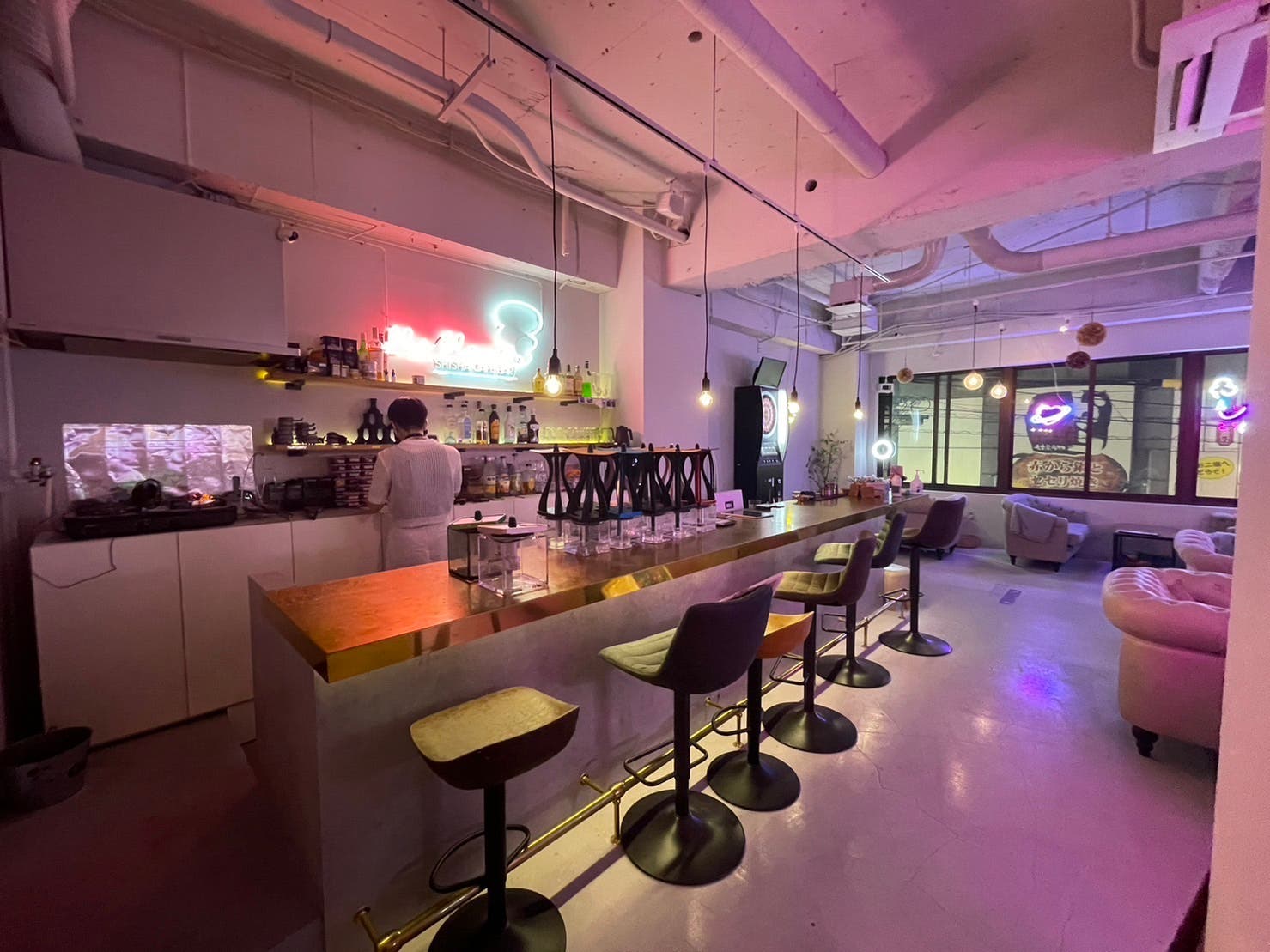 【No Nameお初天神⭐️飲み放題のみ予約可♪】インスタ映えな東梅田徒歩2分のオシャレバー☆忘年会,新年会,サークル,合コンの写真3