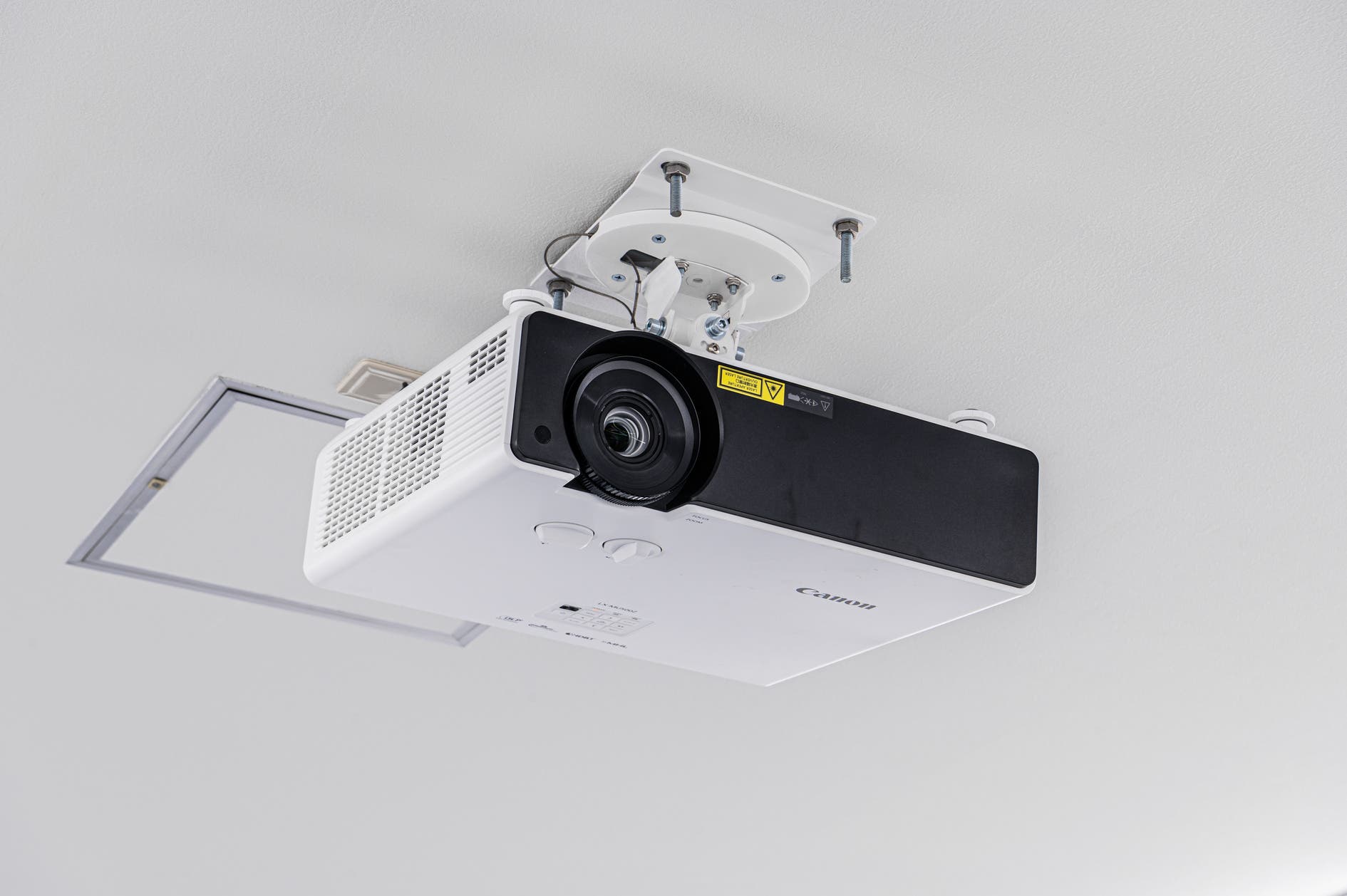 👔会議室🅰～50名まで着座可能。天神明治通り沿い、リッツカールトン福岡真向かいの写真19