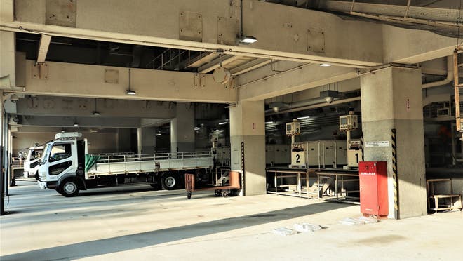 印刷工場ならではの独特のロケーション!映画、ドラマ、CM、MVなど様々な映像制作に!開放感のある屋上がおすすめ!の写真3