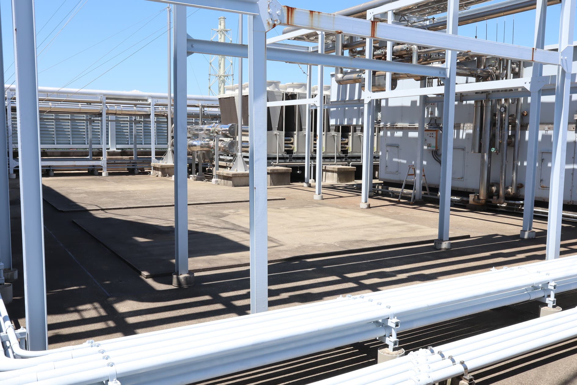 印刷工場ならではの独特のロケーション！映画、ドラマ、CM、MVなど様々な映像制作に！開放感のある屋上がおすすめ！の写真26