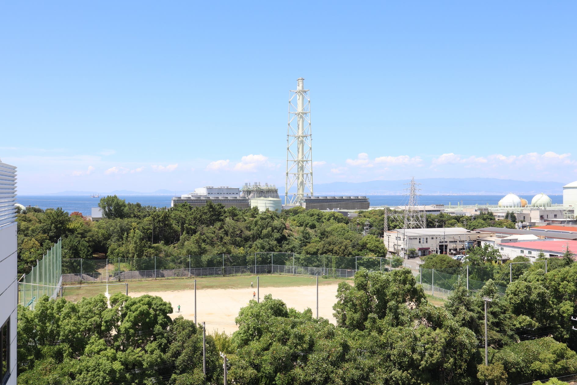 印刷工場ならではの独特のロケーション！映画、ドラマ、CM、MVなど様々な映像制作に！開放感のある屋上がおすすめ！の写真27