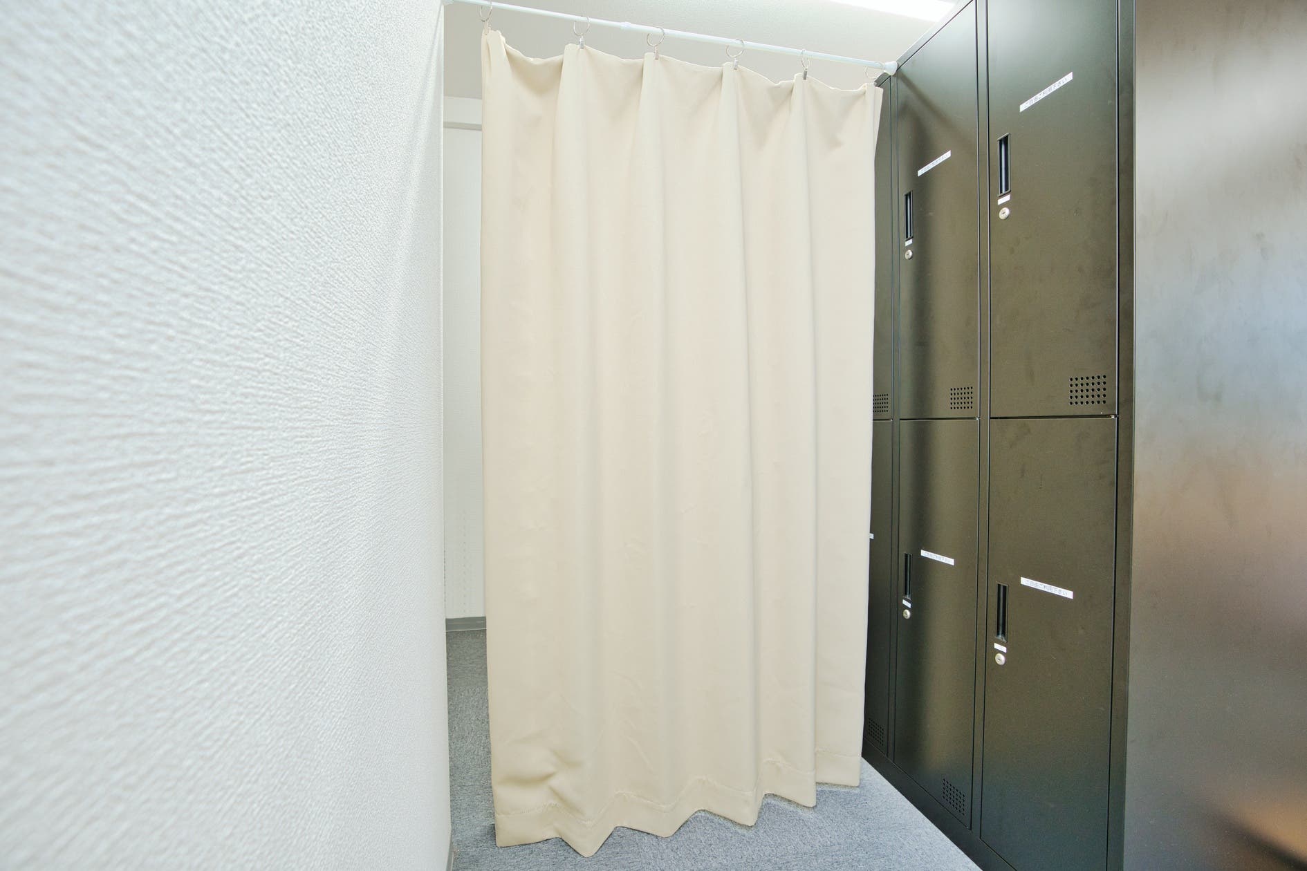 前横２面大型ミラーが設置されたフルリフォームスタジオ（３７㎡）！秋葉原駅・馬喰町駅から徒歩数分【２４時間利用可】の写真6