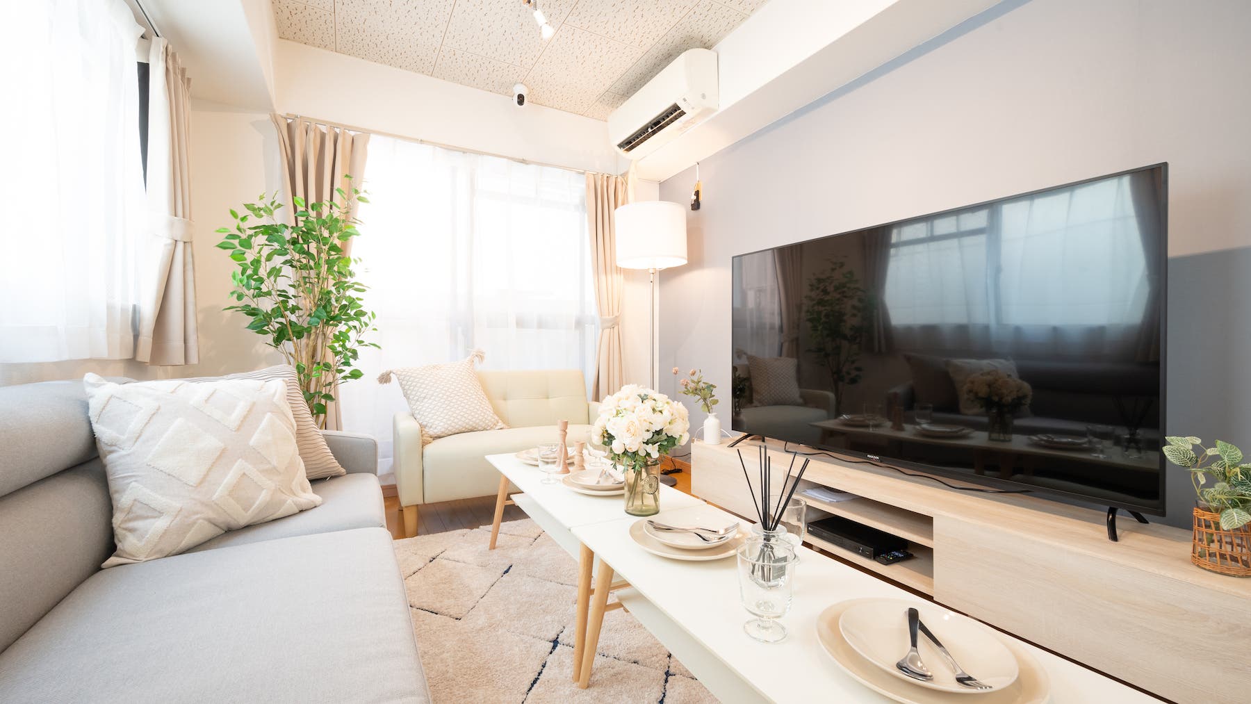 🎊10月OPENセール🎊😆超特大65インチTV📺【 新福島駅2分🚶】パーティ🛋️映画鑑賞/🎀推し活/👑ママ会にピッタリ👑の写真5