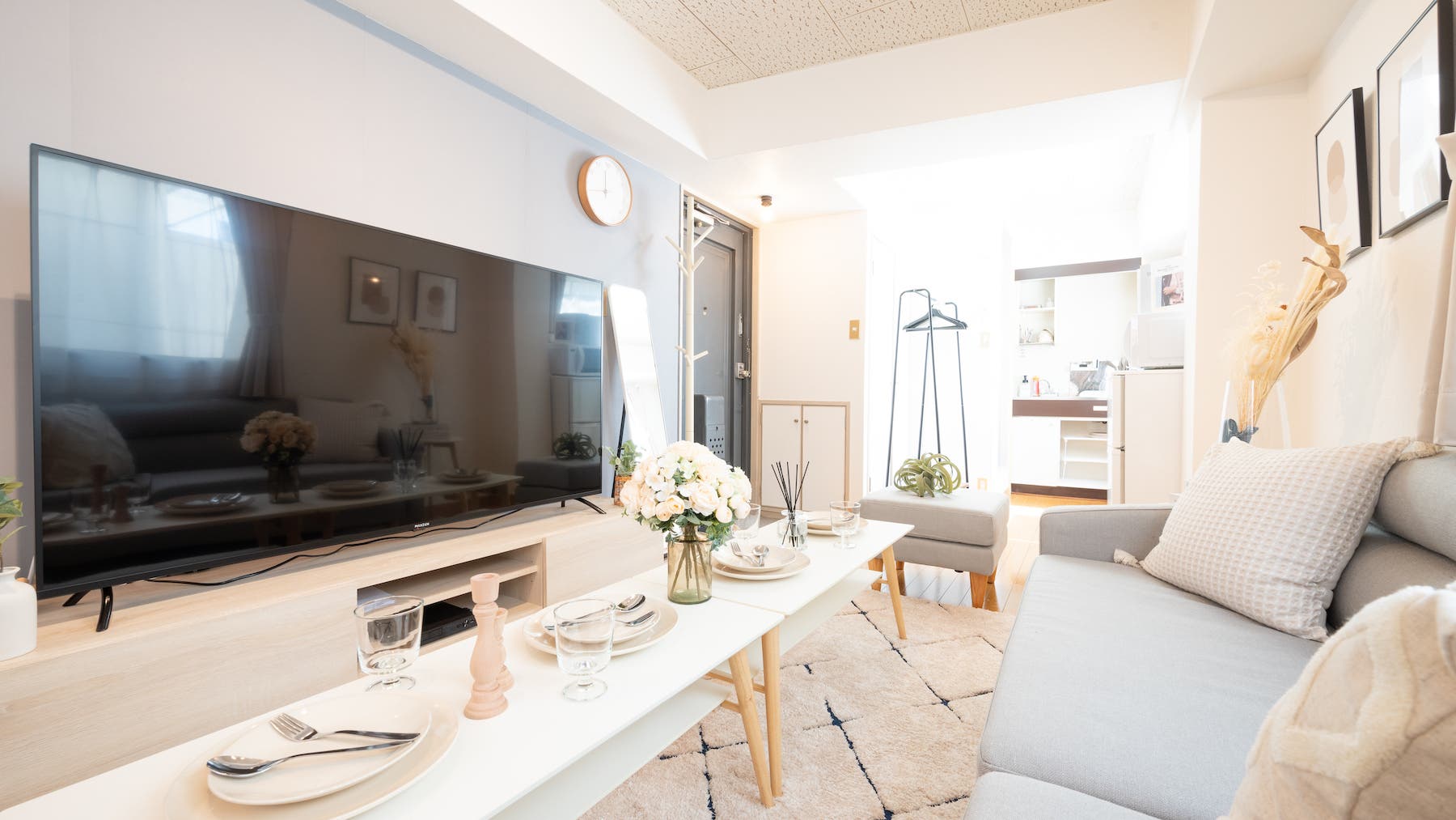 🎊10月OPENセール🎊😆超特大65インチTV📺【 新福島駅2分🚶】パーティ🛋️映画鑑賞/🎀推し活/👑ママ会にピッタリ👑の写真7