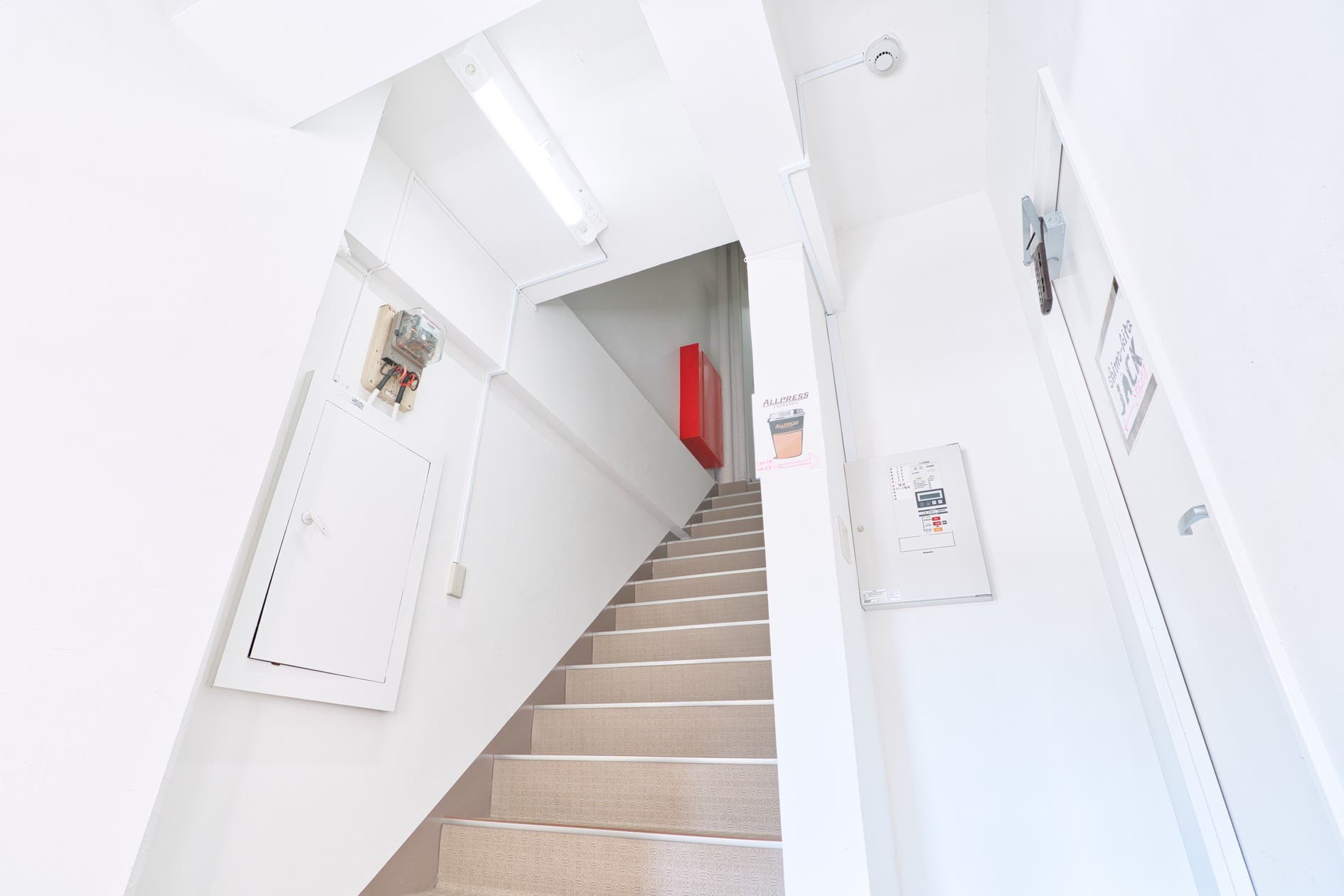 秋葉原駅・馬喰町駅等から徒歩数分！｜ワイド８．１ｍ大型ミラー！３９㎡フルリフォームスタジオ｜清潔感あるフローリング！の写真22