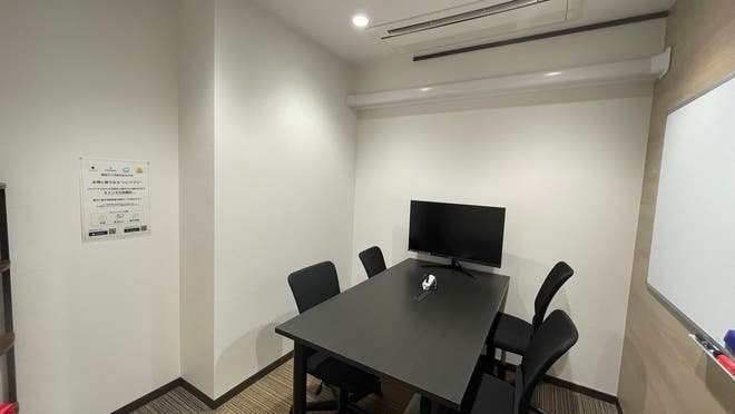 【高田馬場 早稲田口徒歩1分!】4名会議室(RoomD) ※席追加2つ可能の写真3