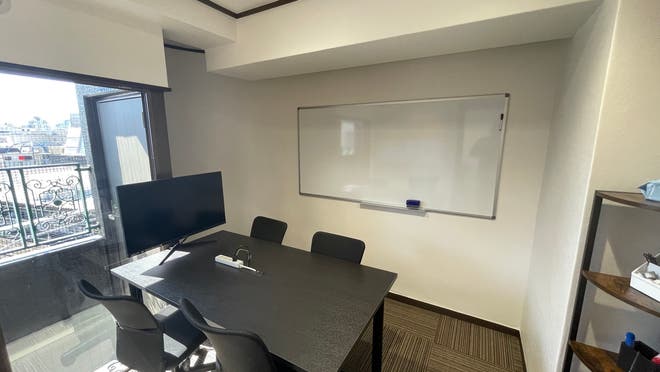 【1名利用専用】【高田馬場駅徒歩1分】4名会議室(RoomC)の写真4
