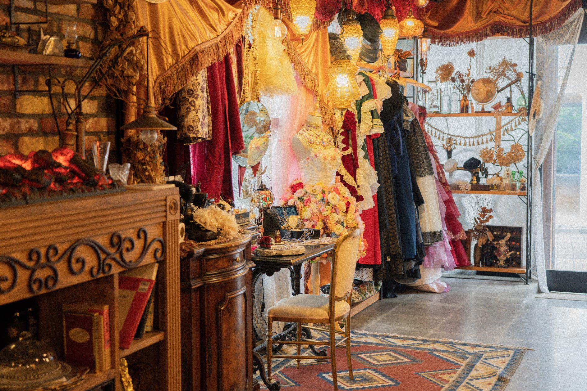 アンティークスタジオ　ハナノスミカ　都営新宿線、大島駅A6出口徒歩3分の写真7