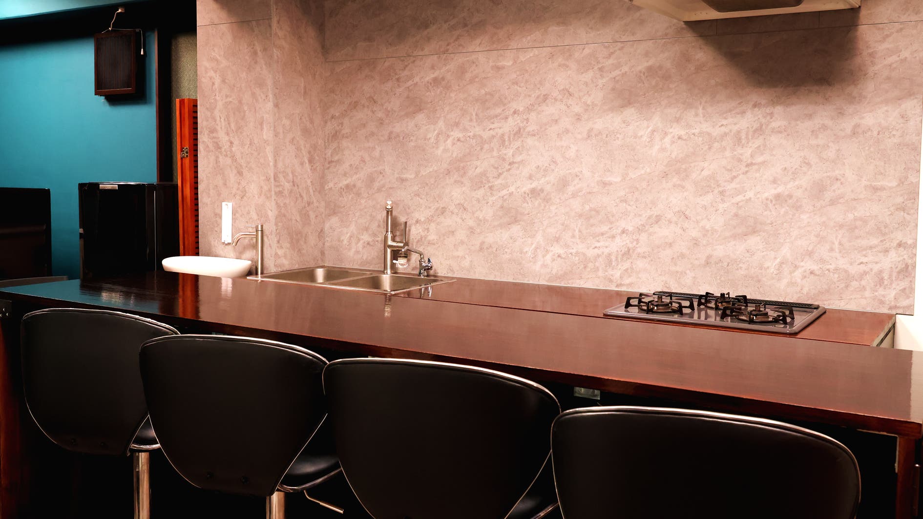 【秋葉原駅近】プロ仕様キッチン🍳高速Wi-Fi📶ボードゲーム♘人気ゲーム機🎮撮影機材📷 飲み会,料理会,パーティ,オフ会の写真6