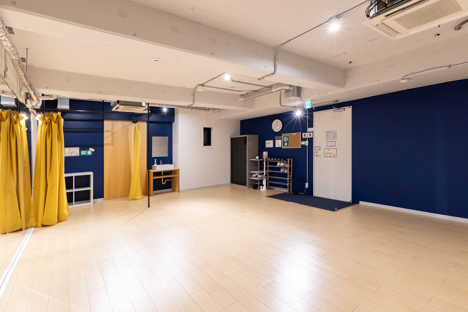 【🌟三角公園目の前🌟】ダンスもできるレンタルスタジオ｜24時間利用可能⏰幅5.4ｍ高さ2ｍの大型鏡の写真5