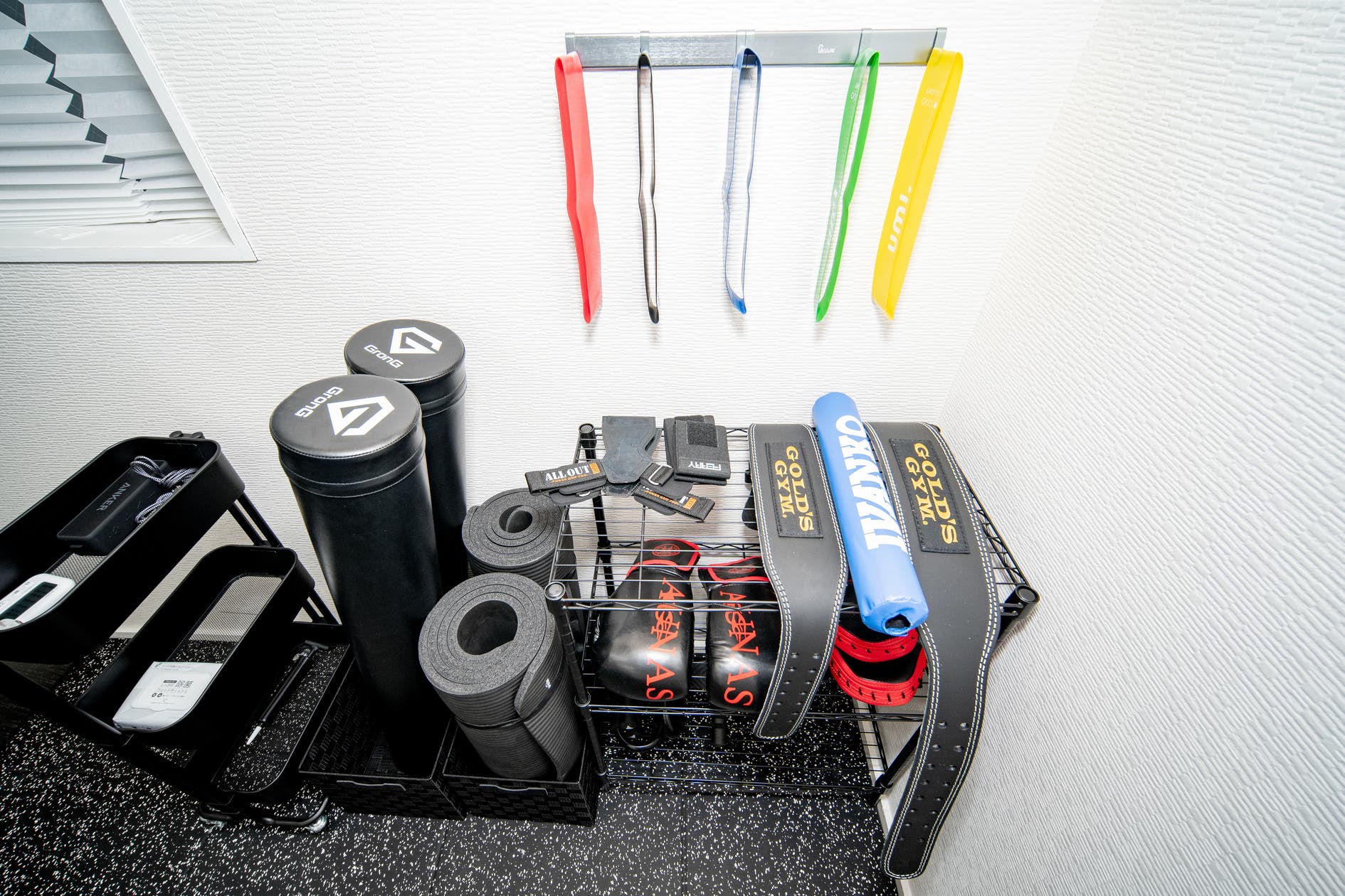 OPEN価格で池袋最安【池袋駅7分】1日1回スタッフ完全清掃のハイクオリティレンタルジムの写真5