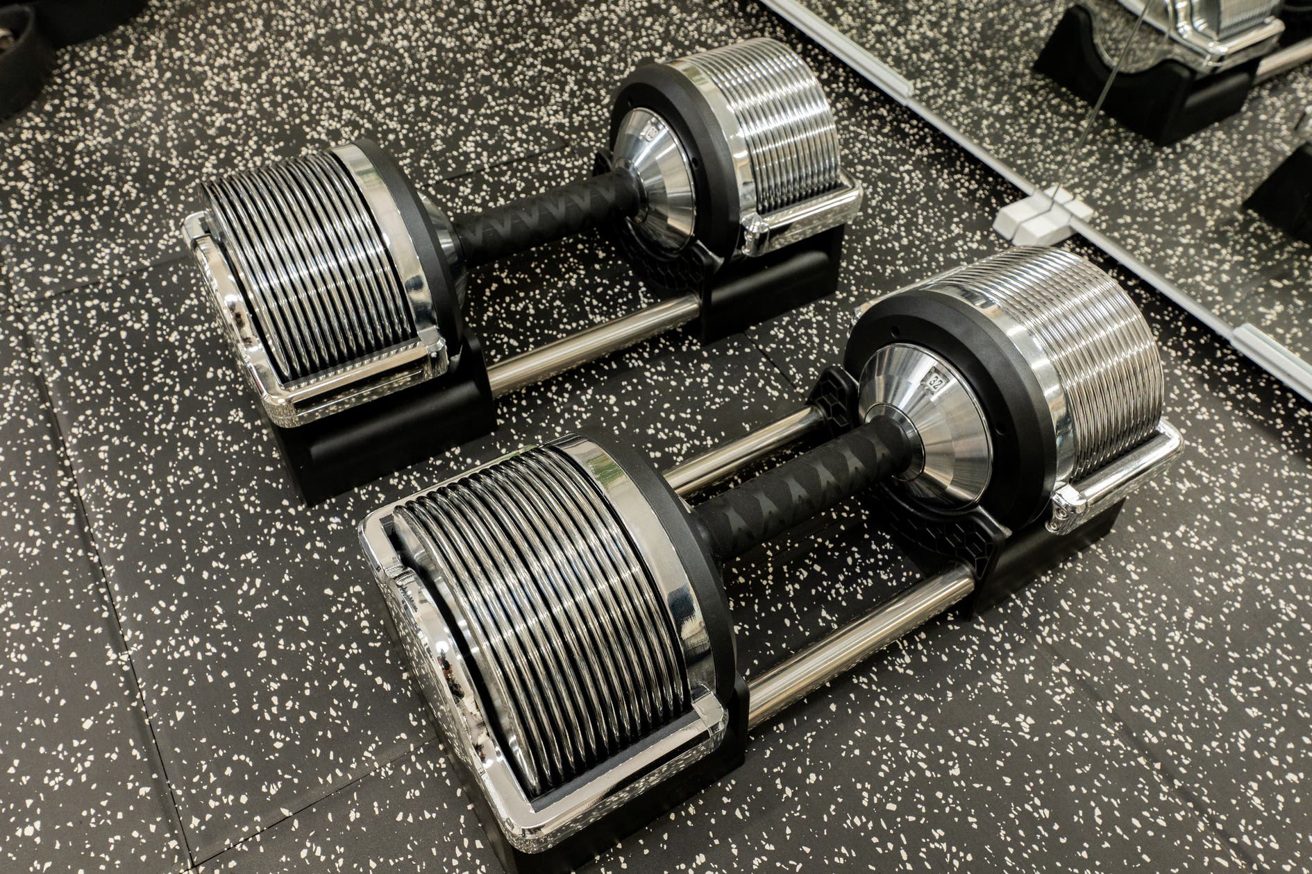 OPEN価格で池袋最安【池袋駅7分】1日1回スタッフ完全清掃のハイクオリティレンタルジムの写真7