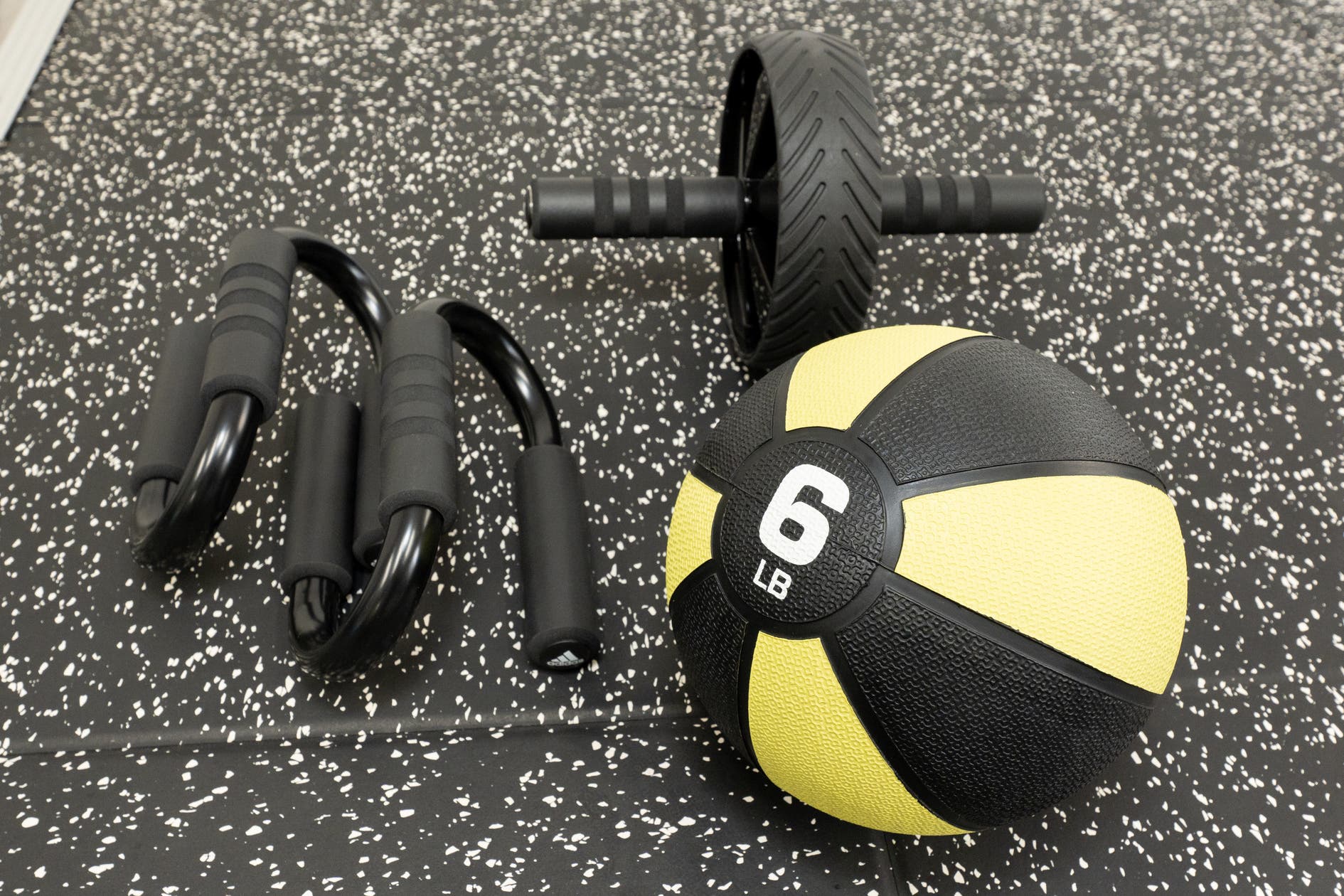 OPEN価格で池袋最安【池袋駅7分】1日1回スタッフ完全清掃のハイクオリティレンタルジムの写真19