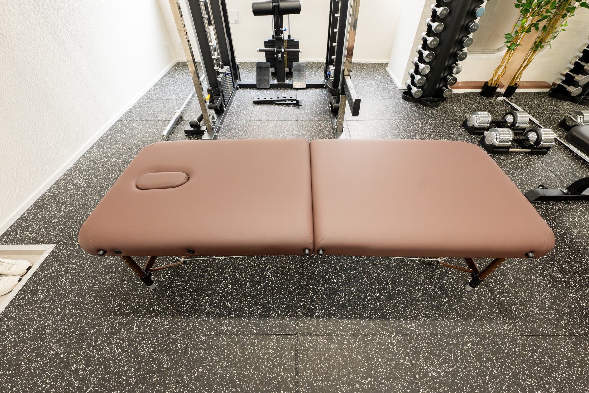 OPEN価格で池袋最安【池袋駅7分】1日1回スタッフ完全清掃のハイクオリティレンタルジムの写真23