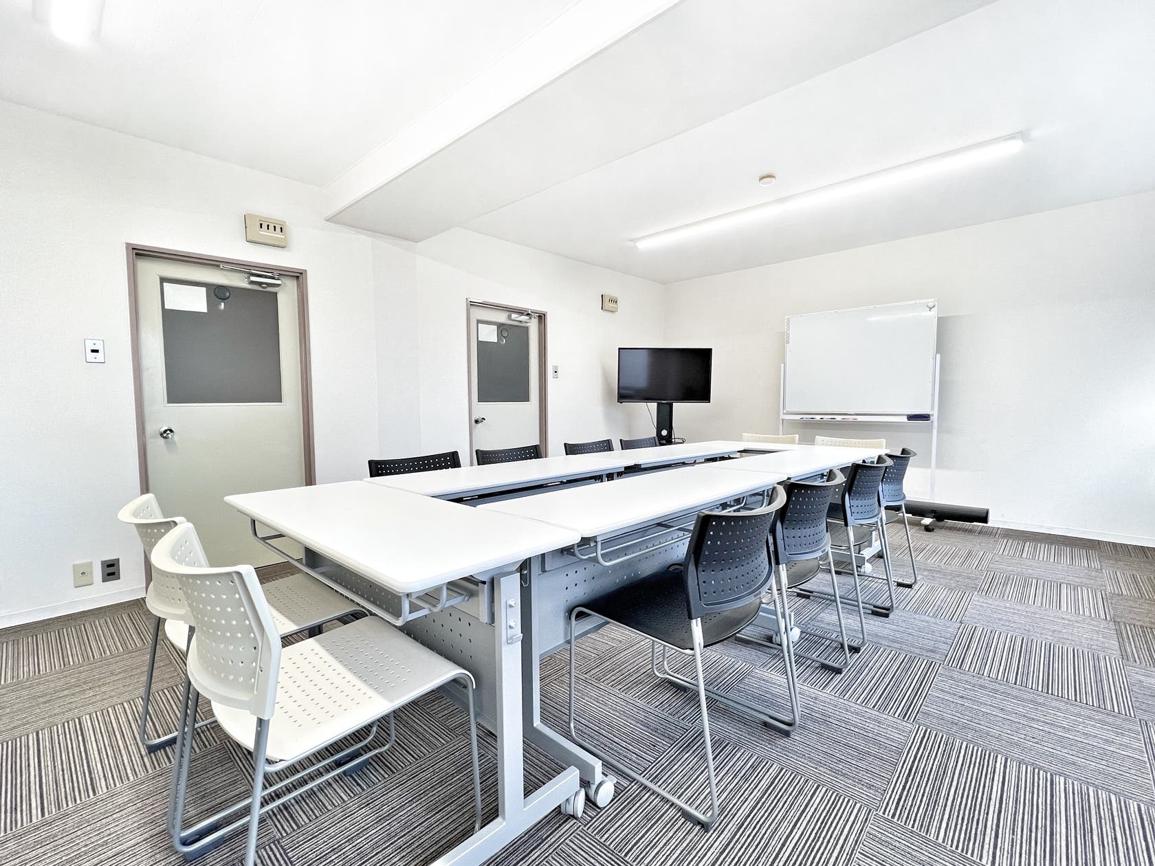 🎯新大阪駅徒歩1分🎯【インボイス対応で経費も安心】🌈爆速ネット🌈追加料金不要🌈◆お気軽会議室新大阪comet◆の写真8