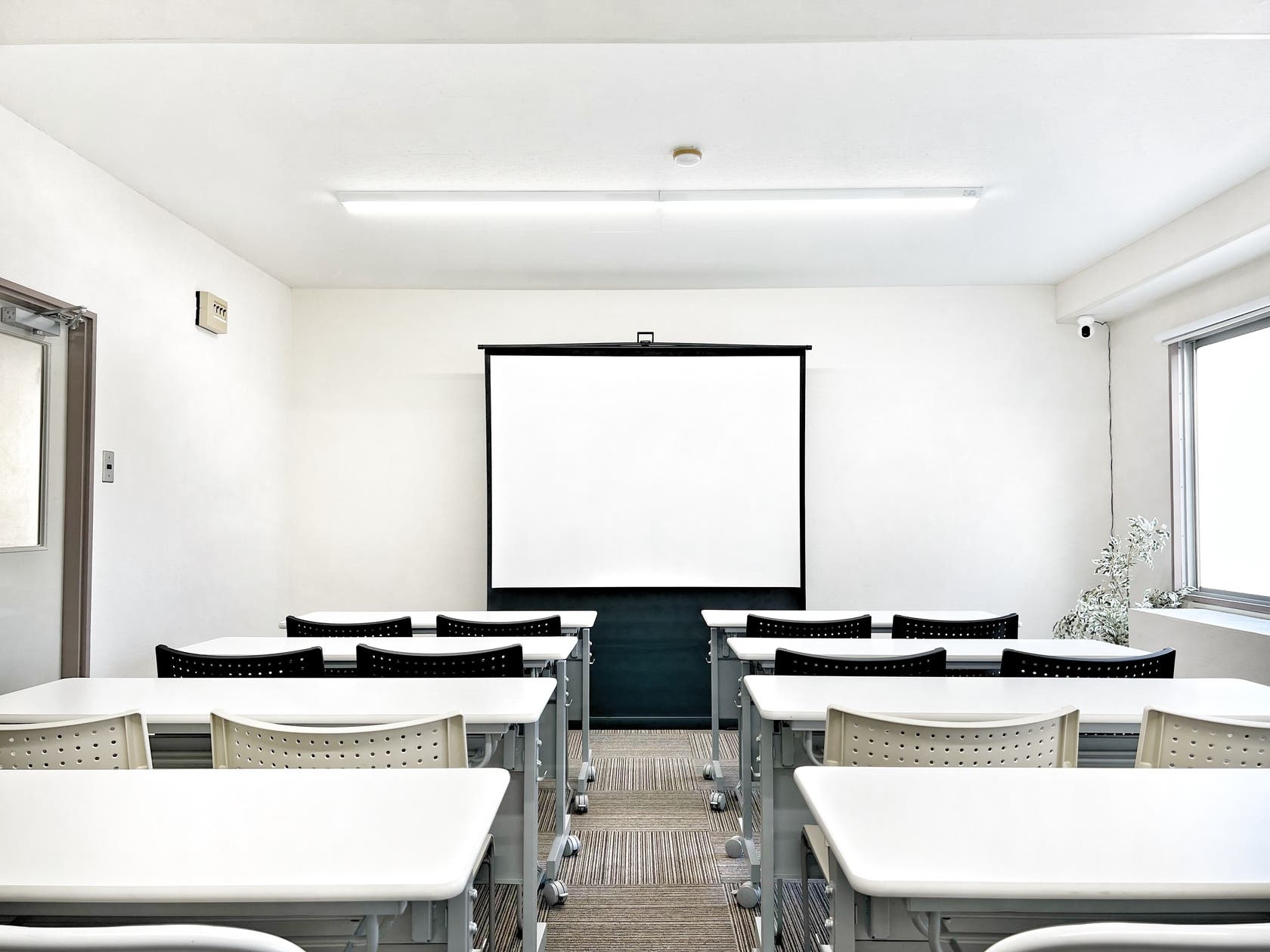 🎯新大阪駅徒歩1分🎯【インボイス対応で経費も安心】🌈追加料金不要🌈爆速ネット🌈◆お気軽会議室新大阪comet◆◆の写真5