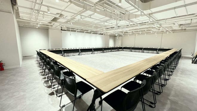 名古屋会議室 広⼩路本町 HALL(B1階)【栄駅徒歩4分!最大102名!セミナー・講演会におすすめ】の写真11