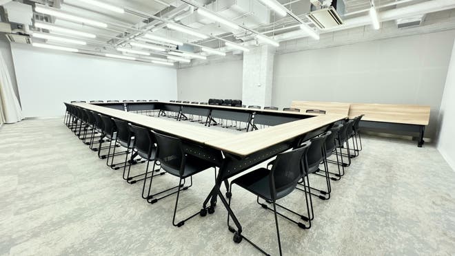 名古屋会議室 広⼩路本町 ROOM A(B1階)【栄駅徒歩4分!最大53名!会議やセミナーにおすすめ】の写真7