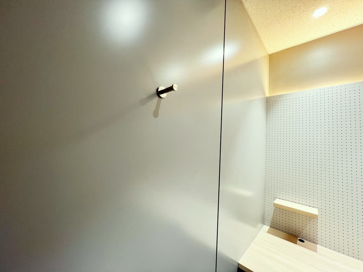  名古屋会議室 広⼩路本町 BOOTH 3（当日予約OK）【栄駅徒歩4分！最大1名！ワークスペース・コワーキングに】の写真8