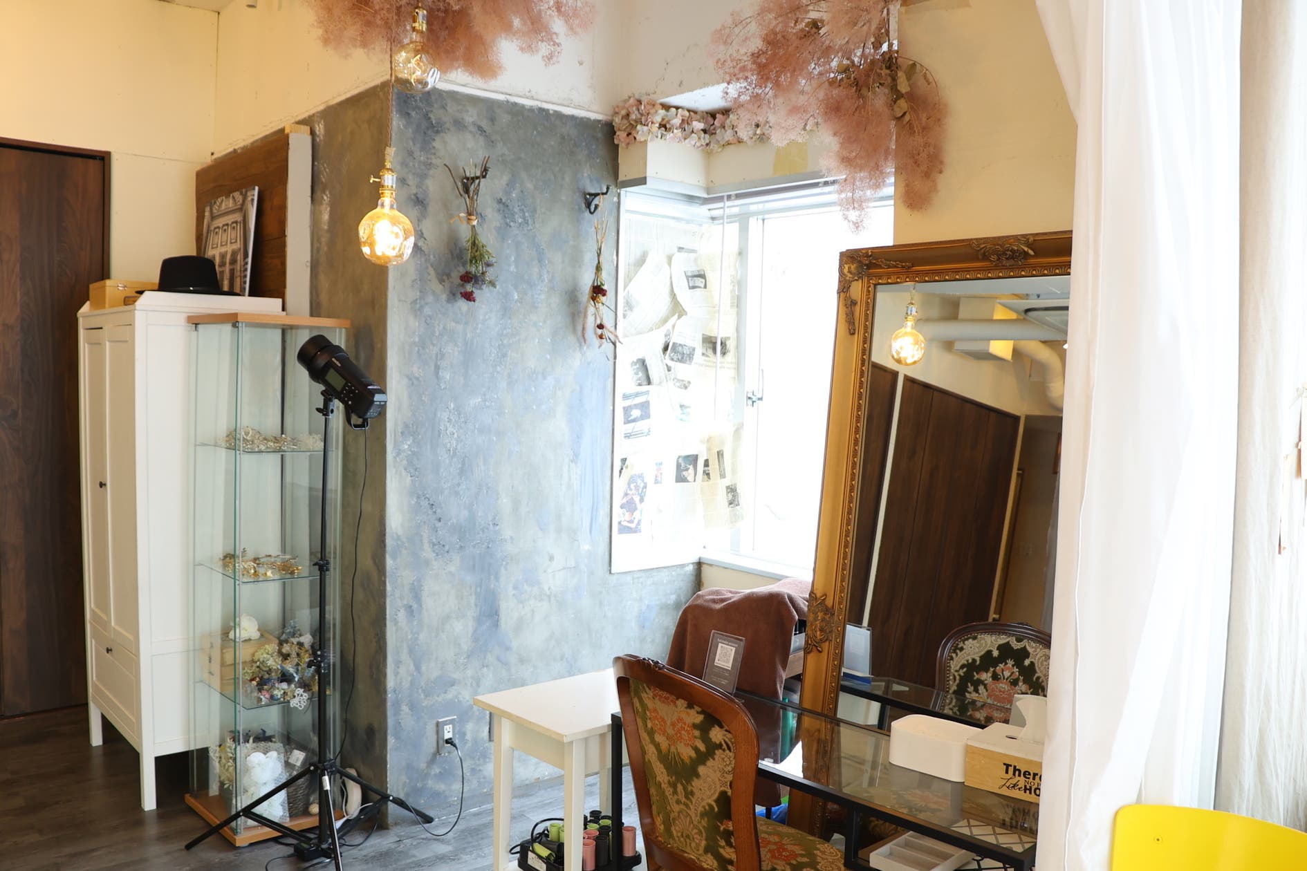 ＜阿部写真館＞フォトウェディングスタジオ貸切💐ペットOK🐶アンティーク/白ホリ/自然光✨ポートレート/コスプレ/動画撮影の写真8