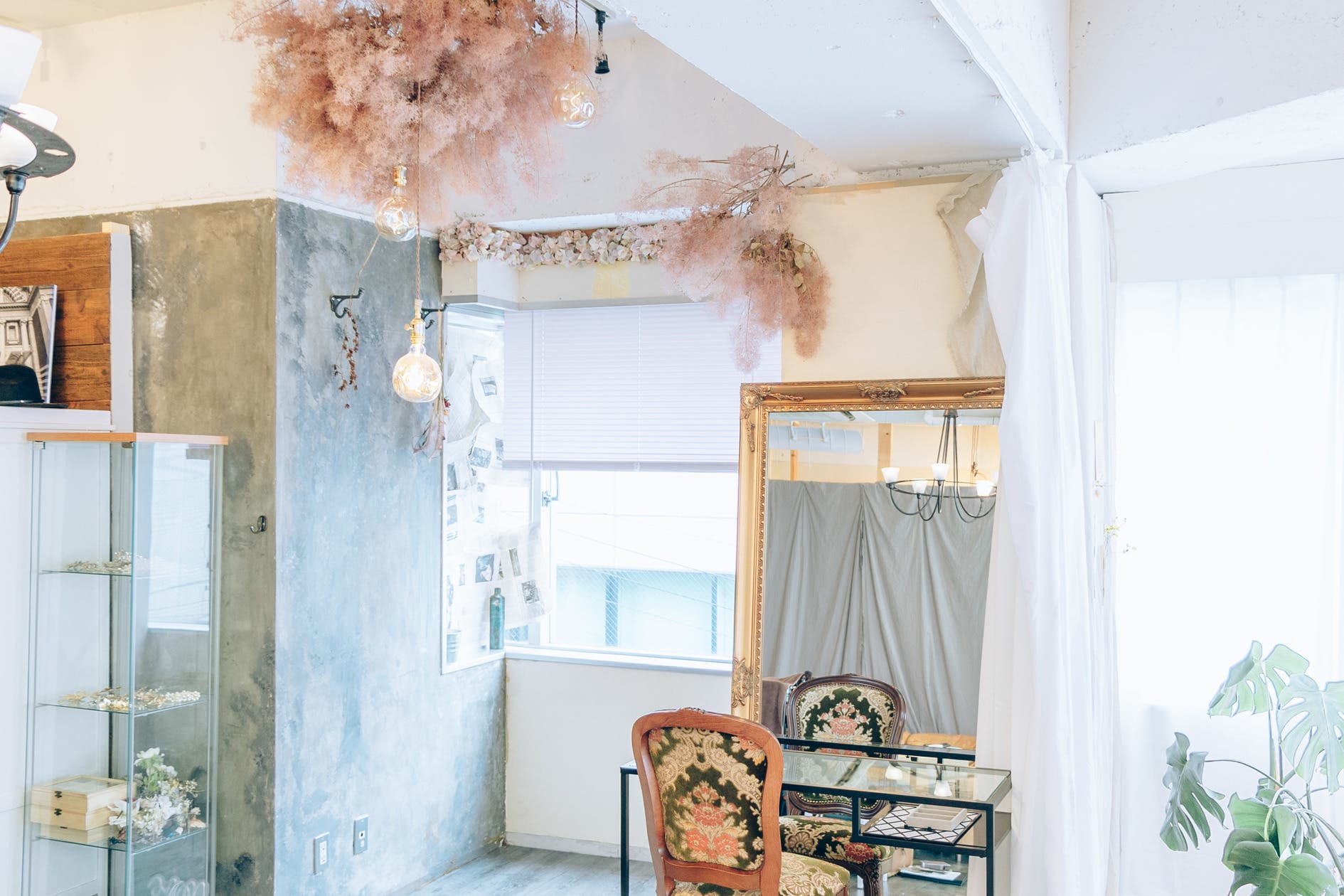 ＜阿部写真館＞フォトウェディングスタジオ貸切💐ペットOK🐶アンティーク/白ホリ/自然光✨ポートレート/コスプレ/動画撮影の写真13